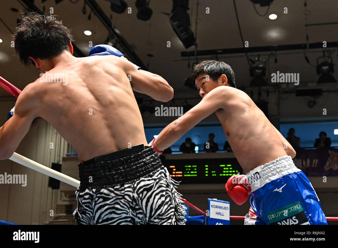 Tokyo, Japan. 3rd Dec, 2018. (L-R) Takuya Uehara, Satoshi Shimizu (JPN ...
