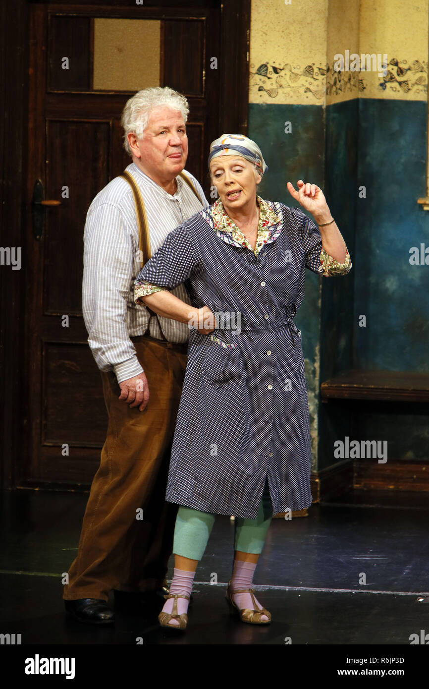 01 December 2018, Germany (German), Köln: Peter Millowitsch + Heidi ...