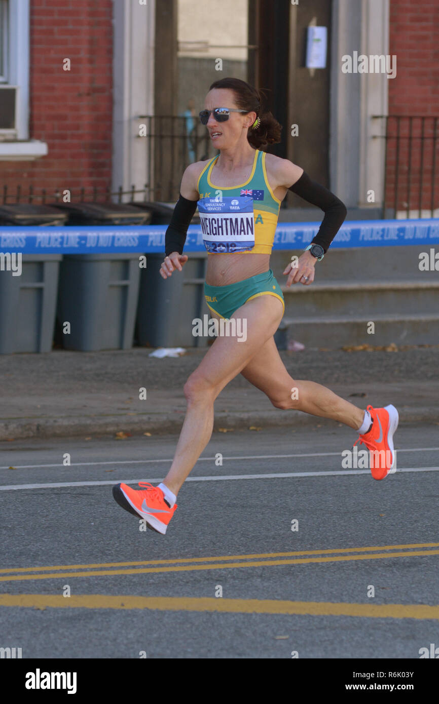 2018 TCS New York City Marathon - Runners make their way through Queens ...