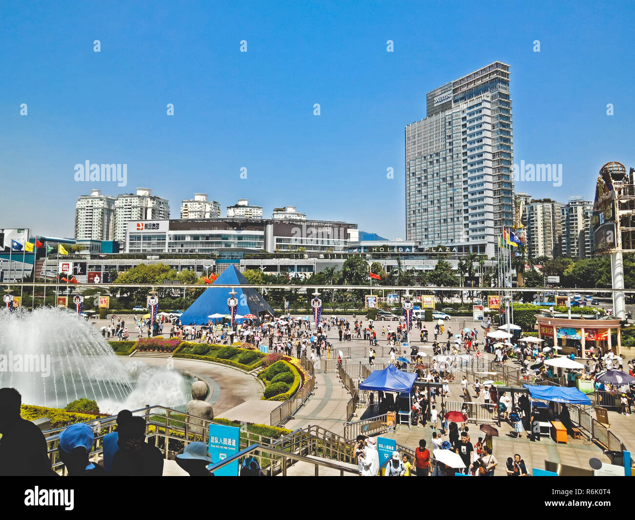 Downtown central district shenzhen hi-res stock photography and images ...