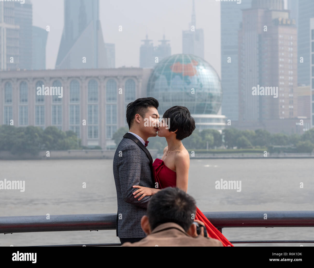 The bund photography hi-res stock photography and images - Alamy