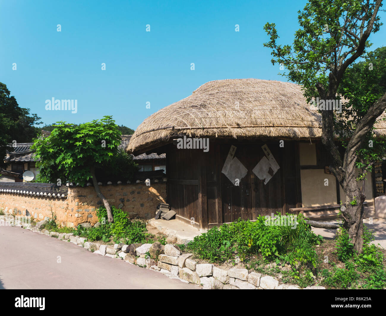 Asian house in the traditional village, South Korea Stock Photo - Alamy