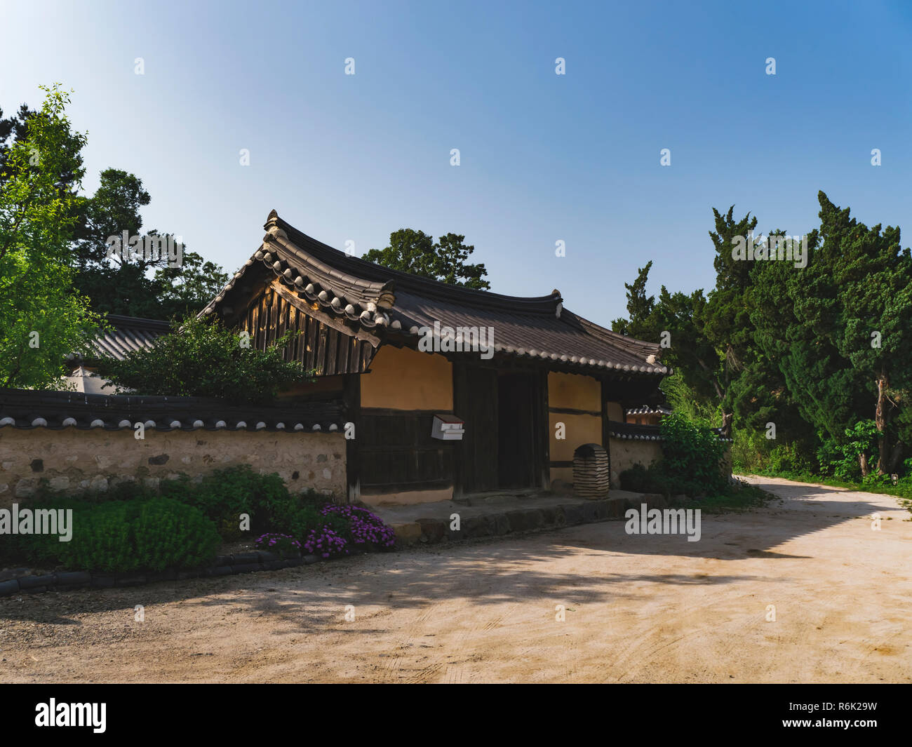 Beautiful asian house in the traditional village, South Korea Stock ...