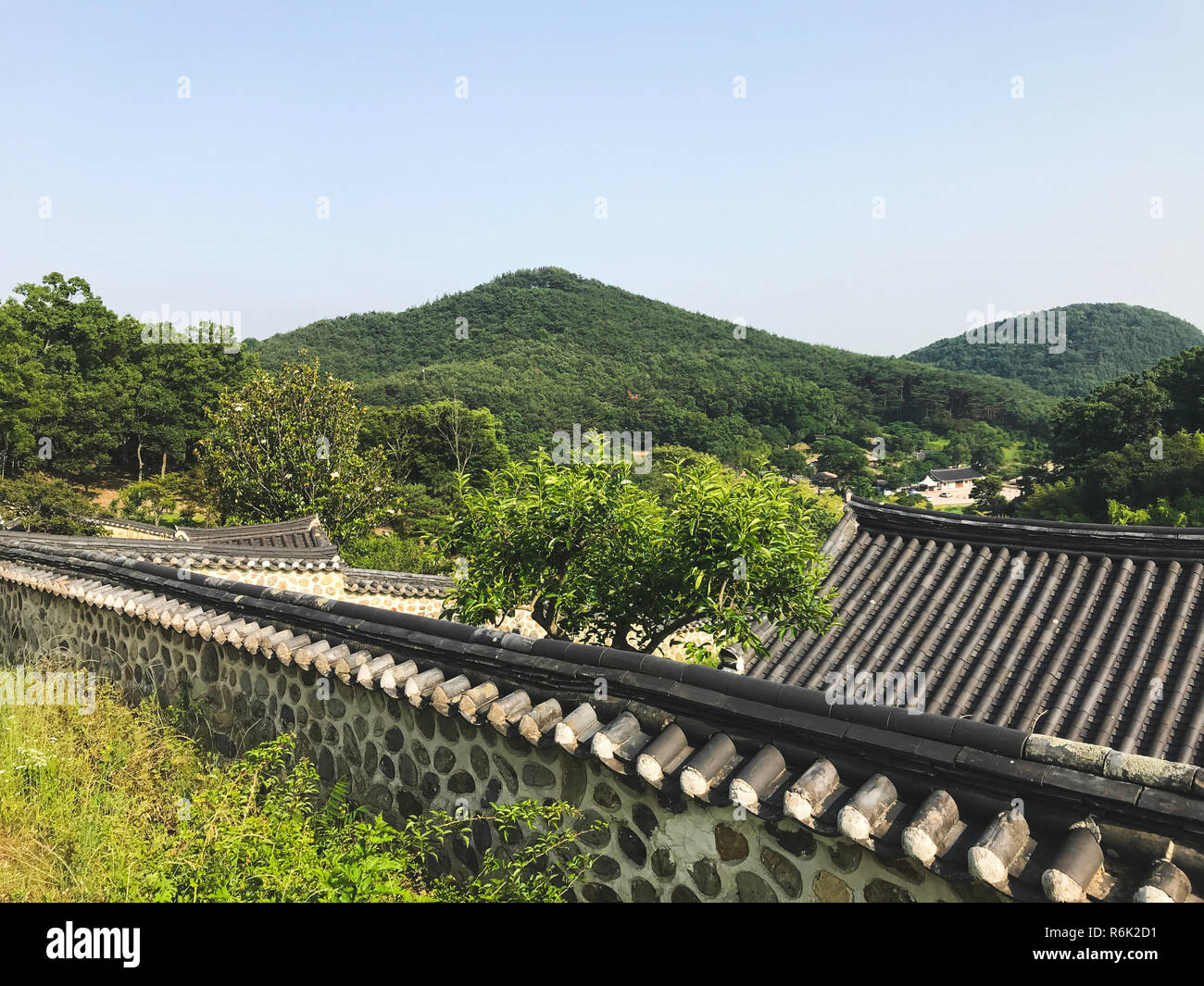 Stone fence in traditional village of South Korea Stock Photo - Alamy