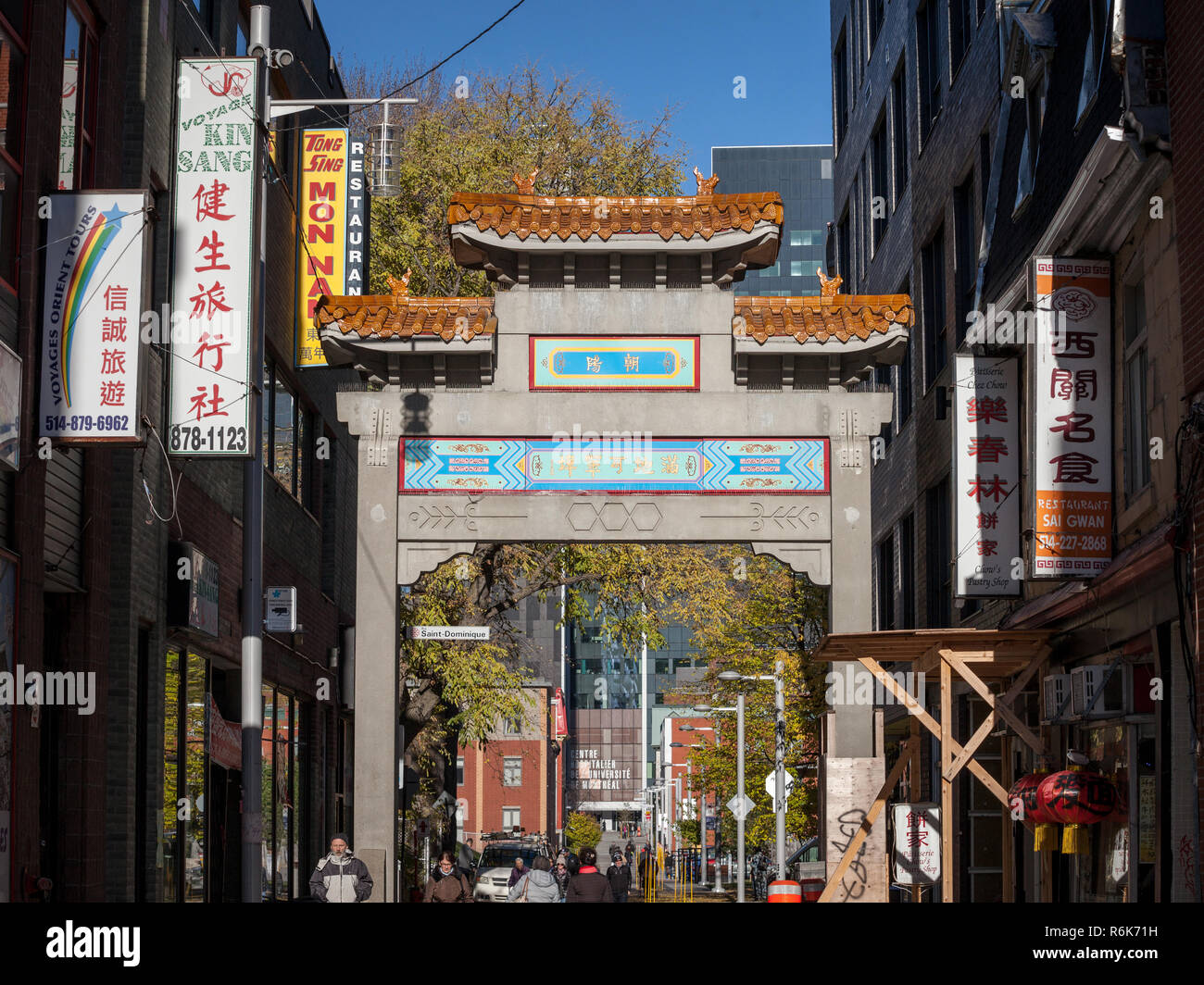 Chinatown gate montreal quebec canada hi-res stock photography and ...