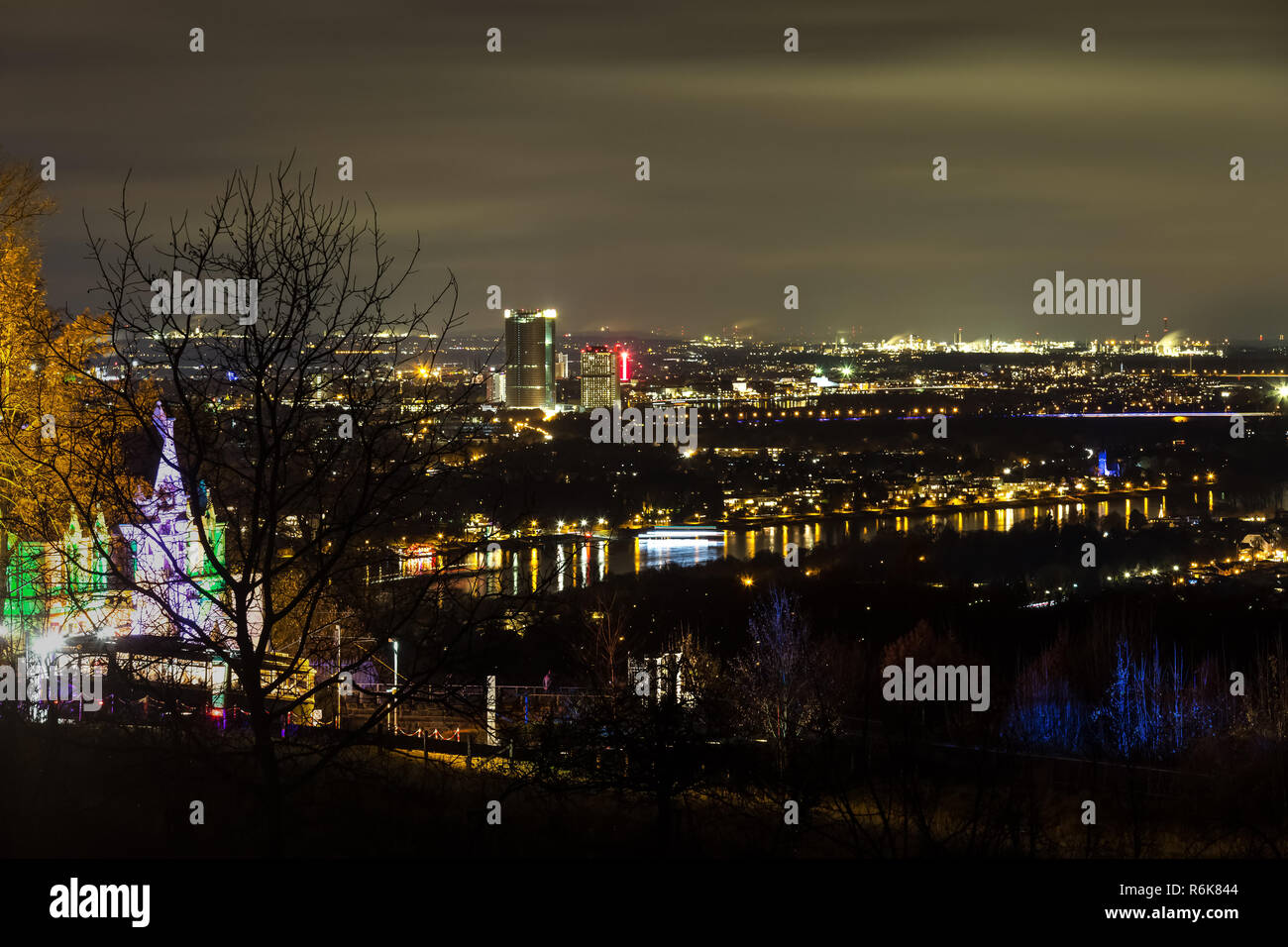 Bonn at night hi-res stock photography and images - Alamy