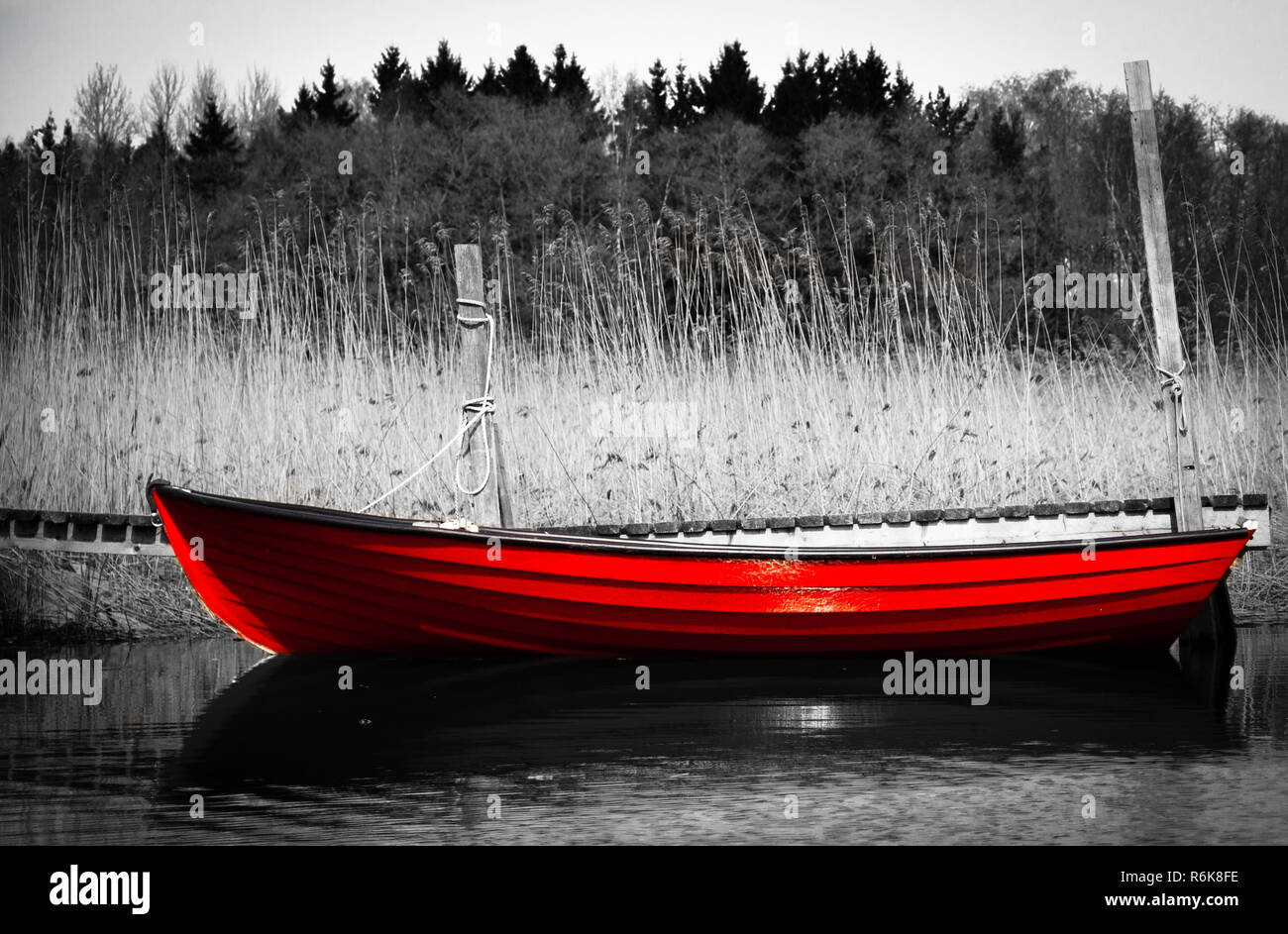 Little red fishing boat sailing hi-res stock photography and images - Alamy