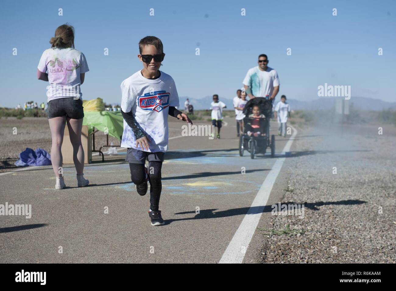 Americas kids run hi-res stock photography and images - Alamy