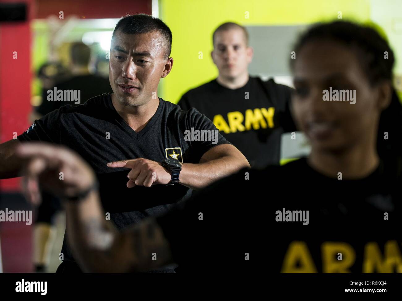 Army body composition program hi-res stock photography and images - Alamy