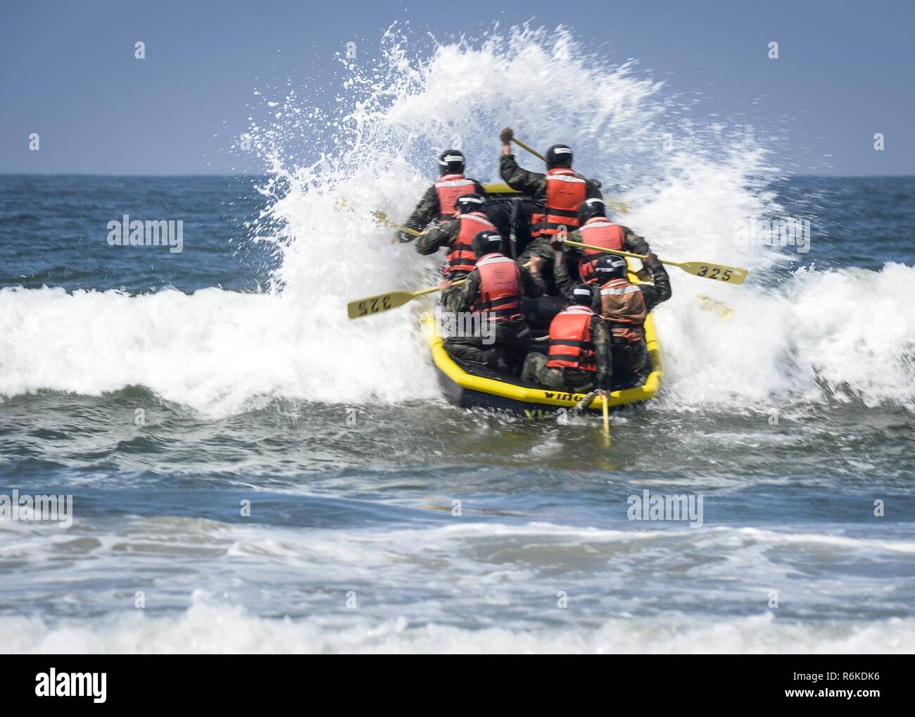 San diego seal boat hi-res stock photography and images - Alamy