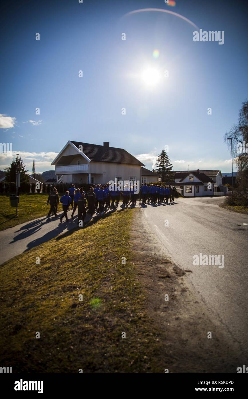 U.S. Marines with Marine Rotational Force 17.1 and Norwegian Home Guard ...