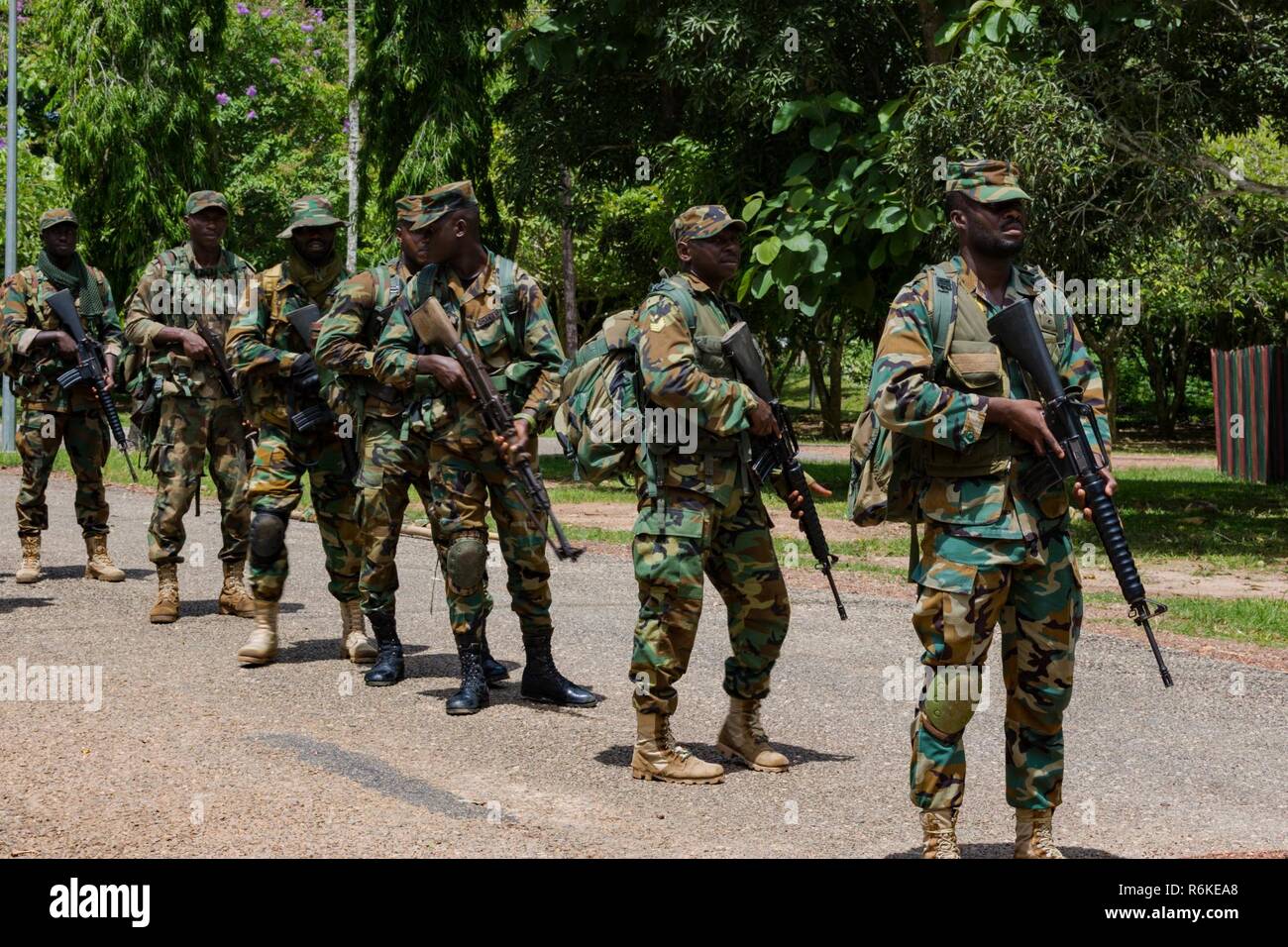 Ghanaian Armed Forces Soldiers demostrate a Tactical Casualty ...