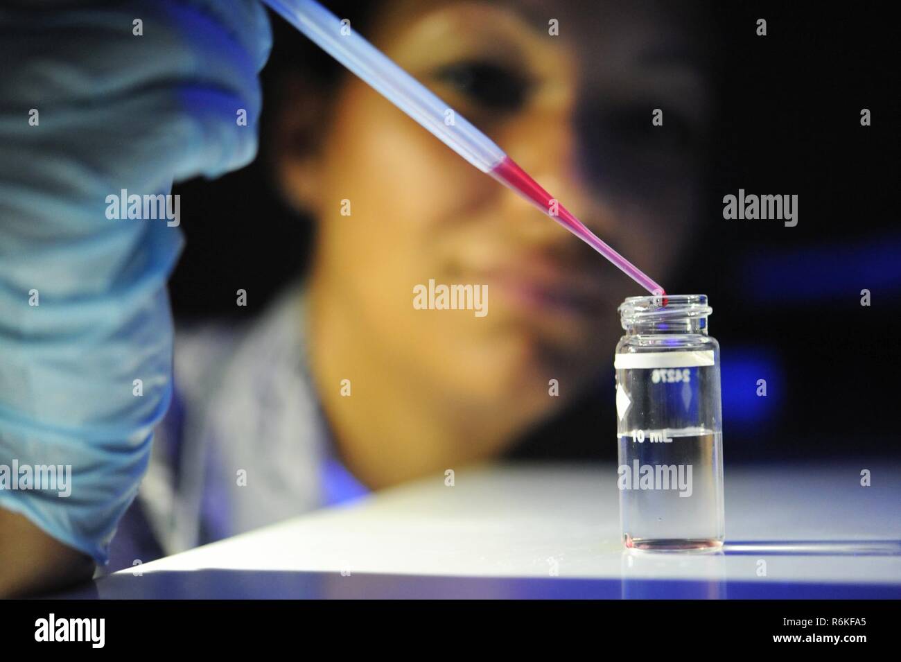U.S. Air Force Staff Sgt. Amber Metts, 19th Aerospace Medicine Squadron ...