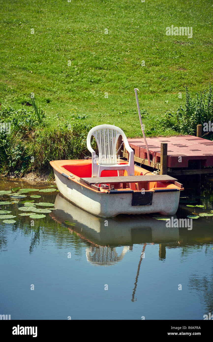boat channel shore Stock Photo - Alamy