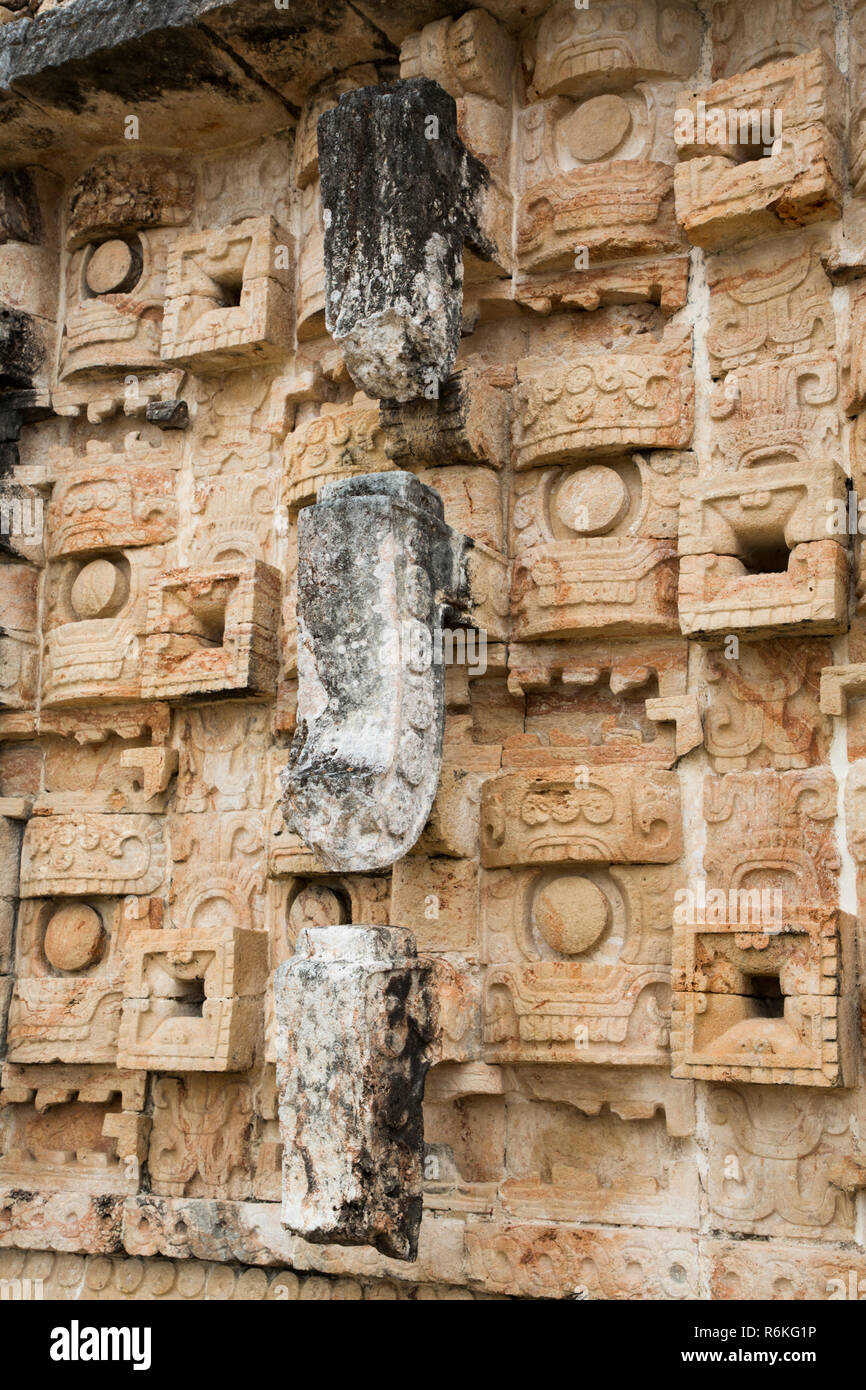 Palace of the Masks (Codz Poop), Kabah Archaeological Site, Mayan Ruins ...