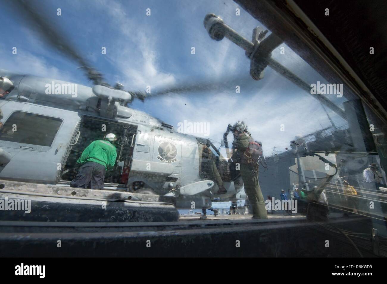 Crew swap swap hi-res stock photography and images - Alamy