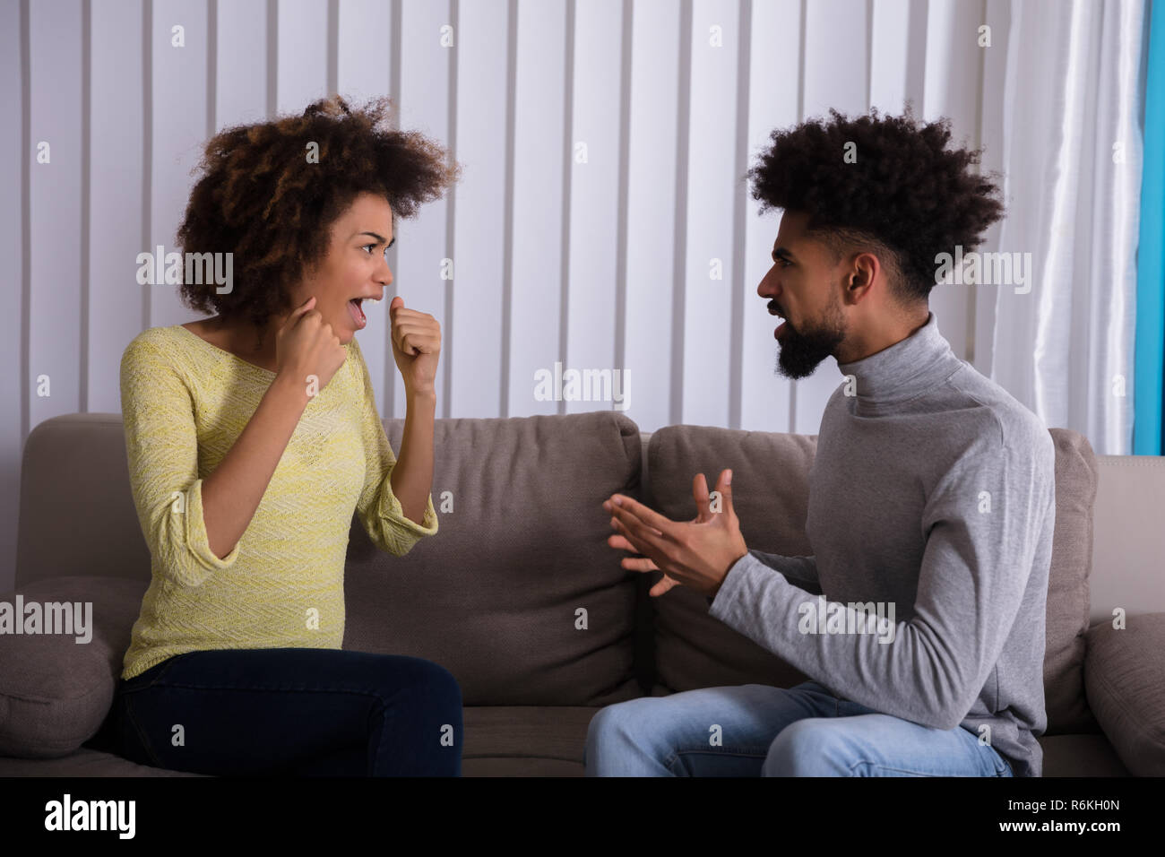 Couple Quarreling With Each Other Stock Photo - Alamy