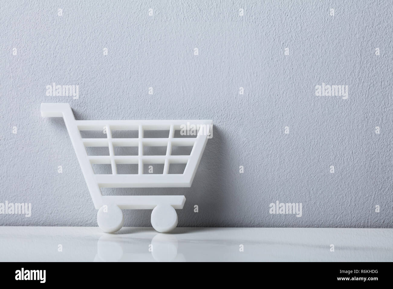 Close-up Of A White Shopping Cart Stock Photo - Alamy