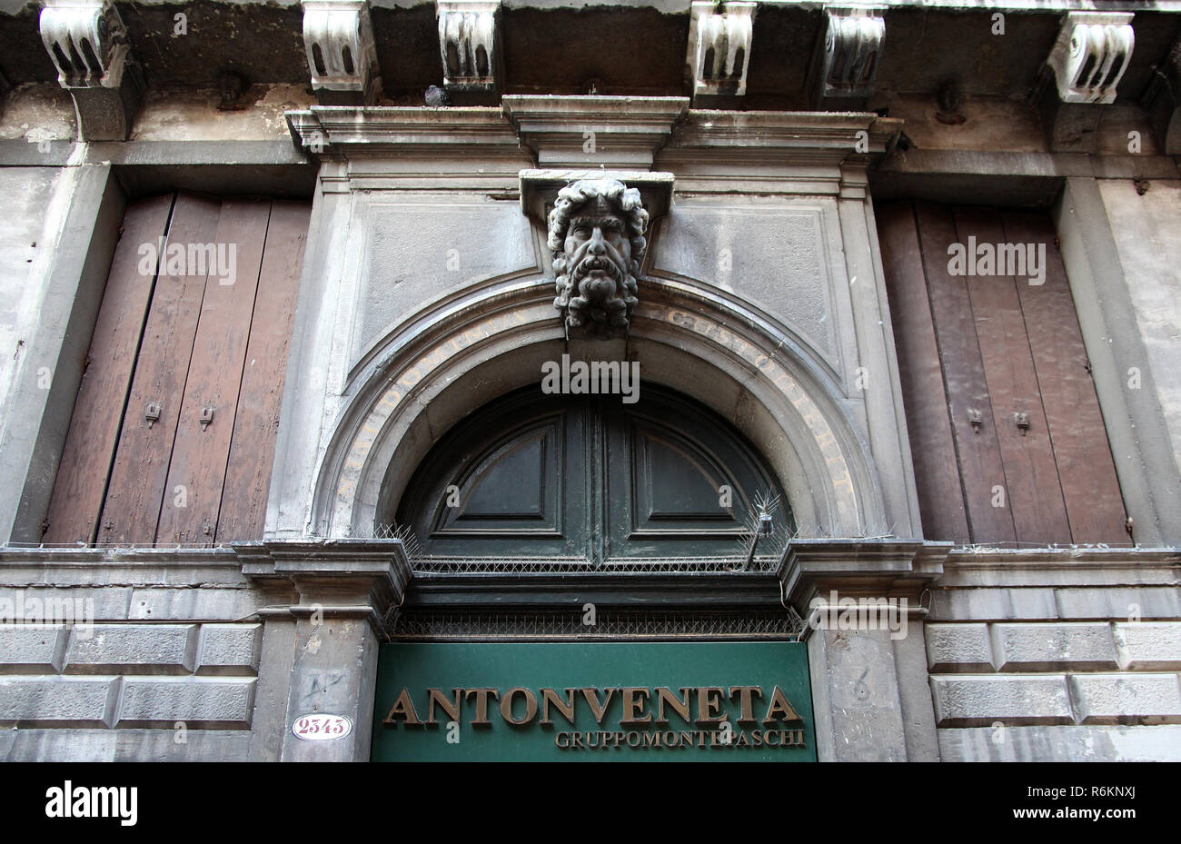 Italian Bank Building Facade High Resolution Stock Photography and ...