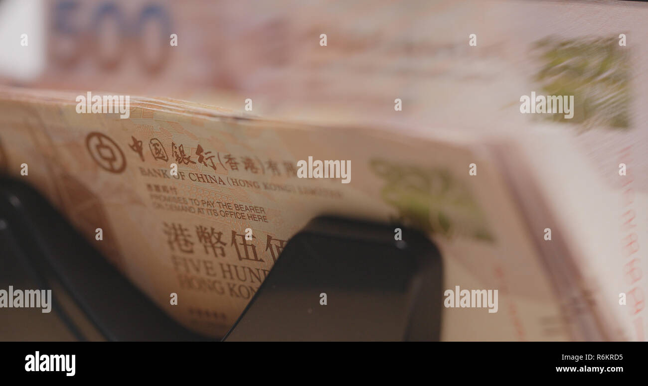 Clerk counting cash money hi-res stock photography and images - Alamy