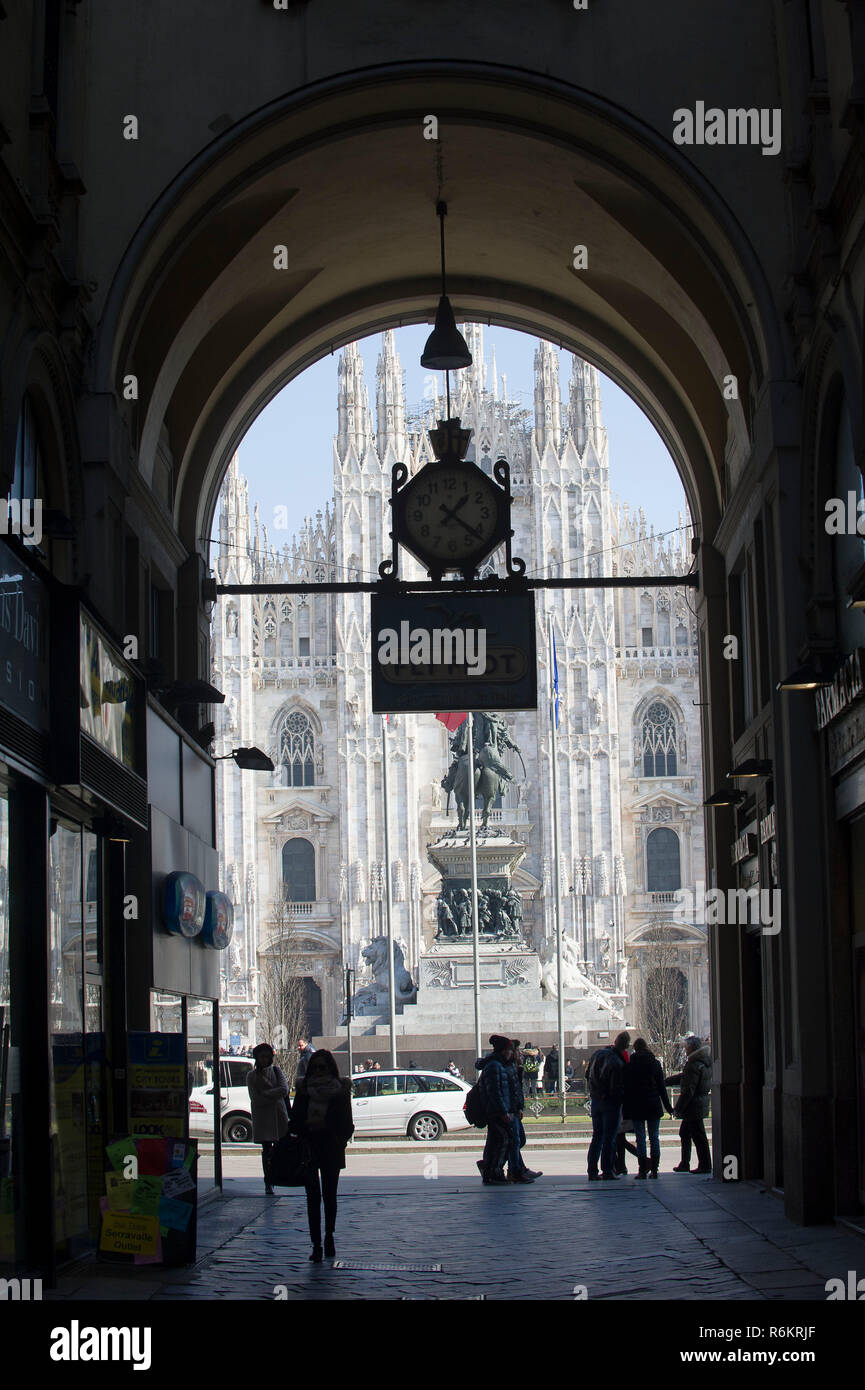 Duomo cathedral seen from passaggio duomo hi-res stock photography and images - Alamy