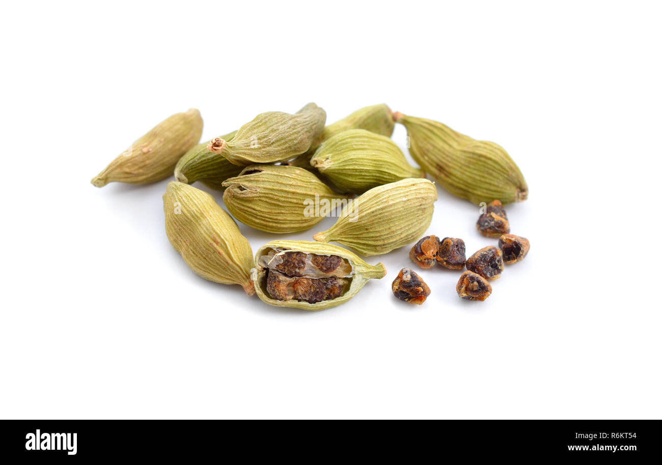 Cardamon pods isolated Stock Photo - Alamy