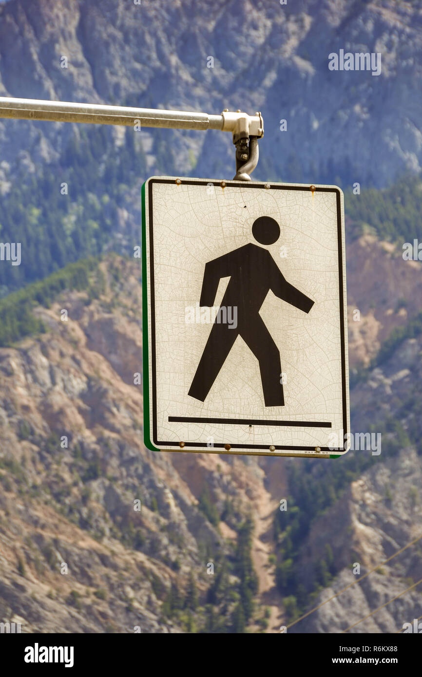Driver road signs hi-res stock photography and images - Alamy