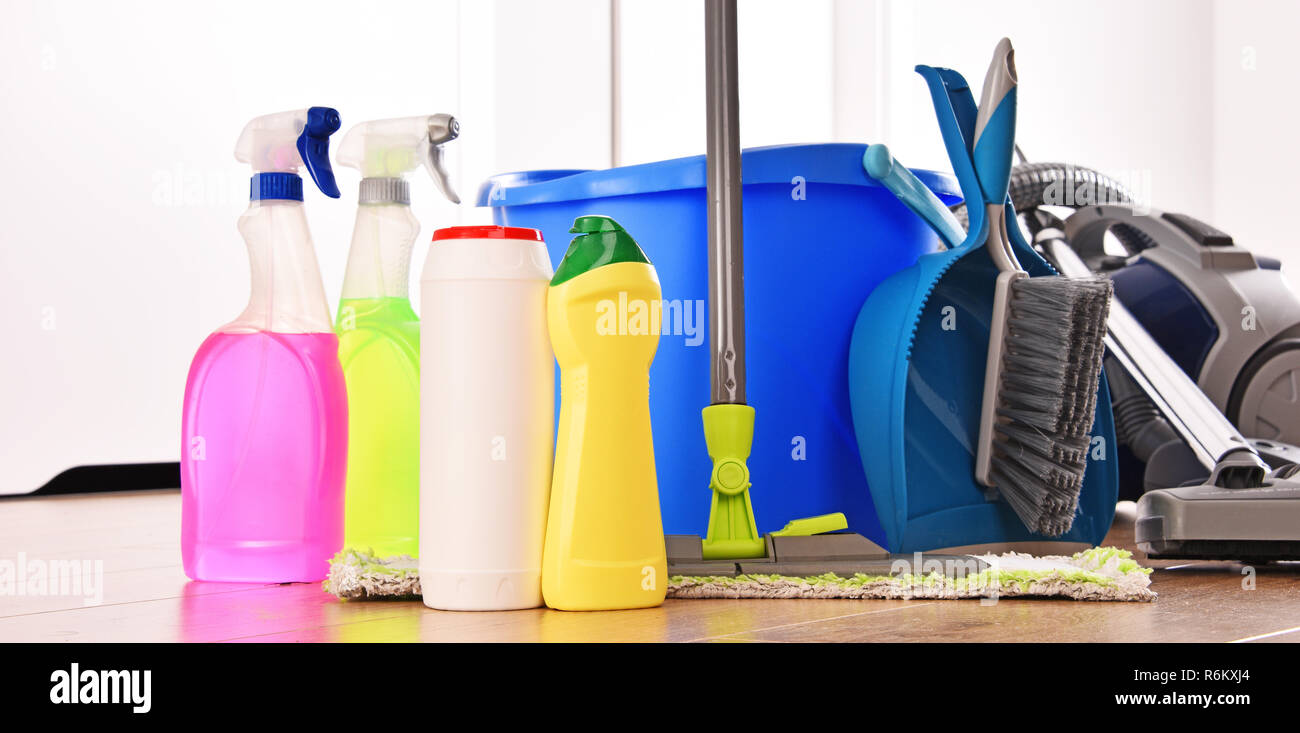 Variety of detergent bottles and chemical cleaning supplies Stock Photo ...