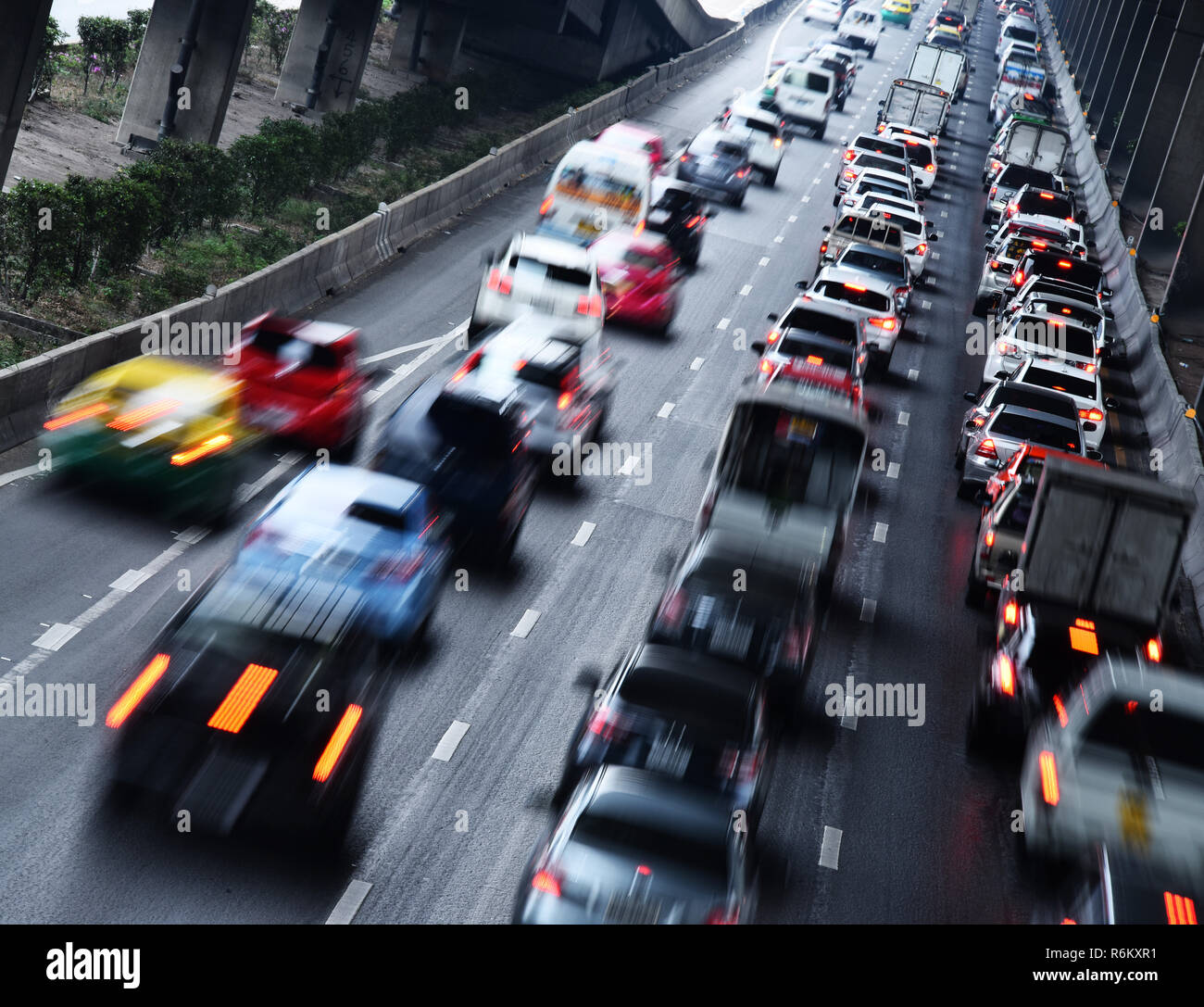 Controlled-access highway in Bangkok during rush hour Stock Photo - Alamy