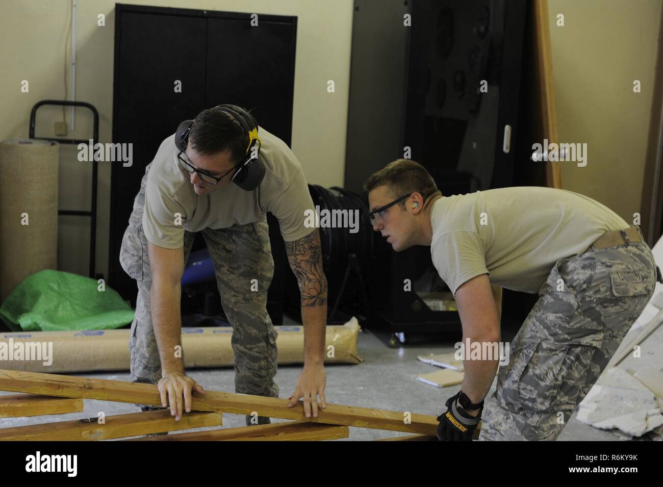 U.S. Air Force Airmen 1st Class Kaden Petersen and Joseph Carswell ...