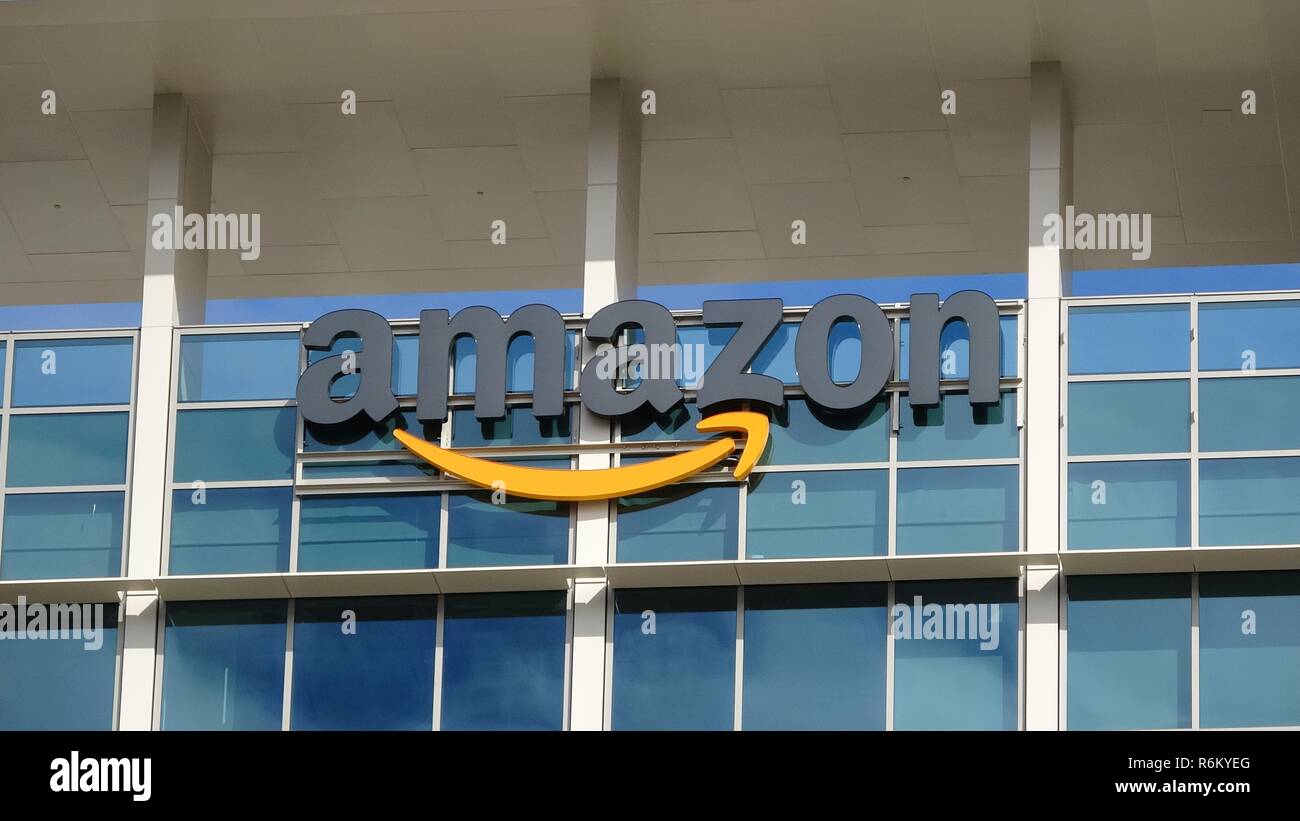 Amazon headquarters logo hi-res stock photography and images - Alamy