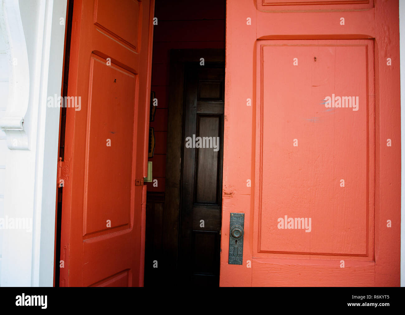 Front, wooden double door open hi-res stock photography and images - Alamy