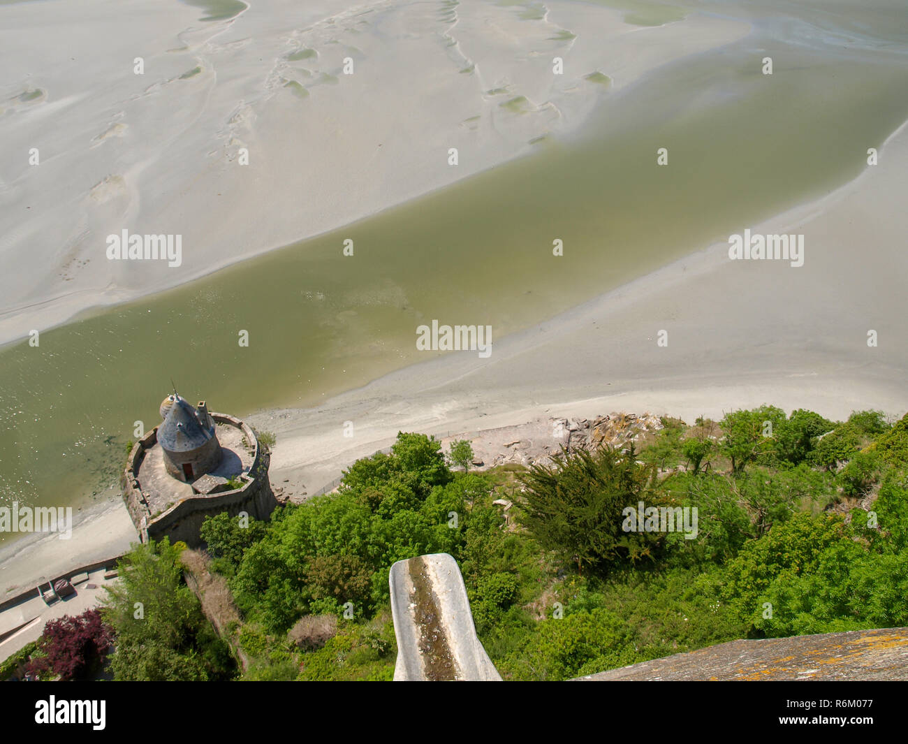 Tidal locking hi-res stock photography and images - Alamy