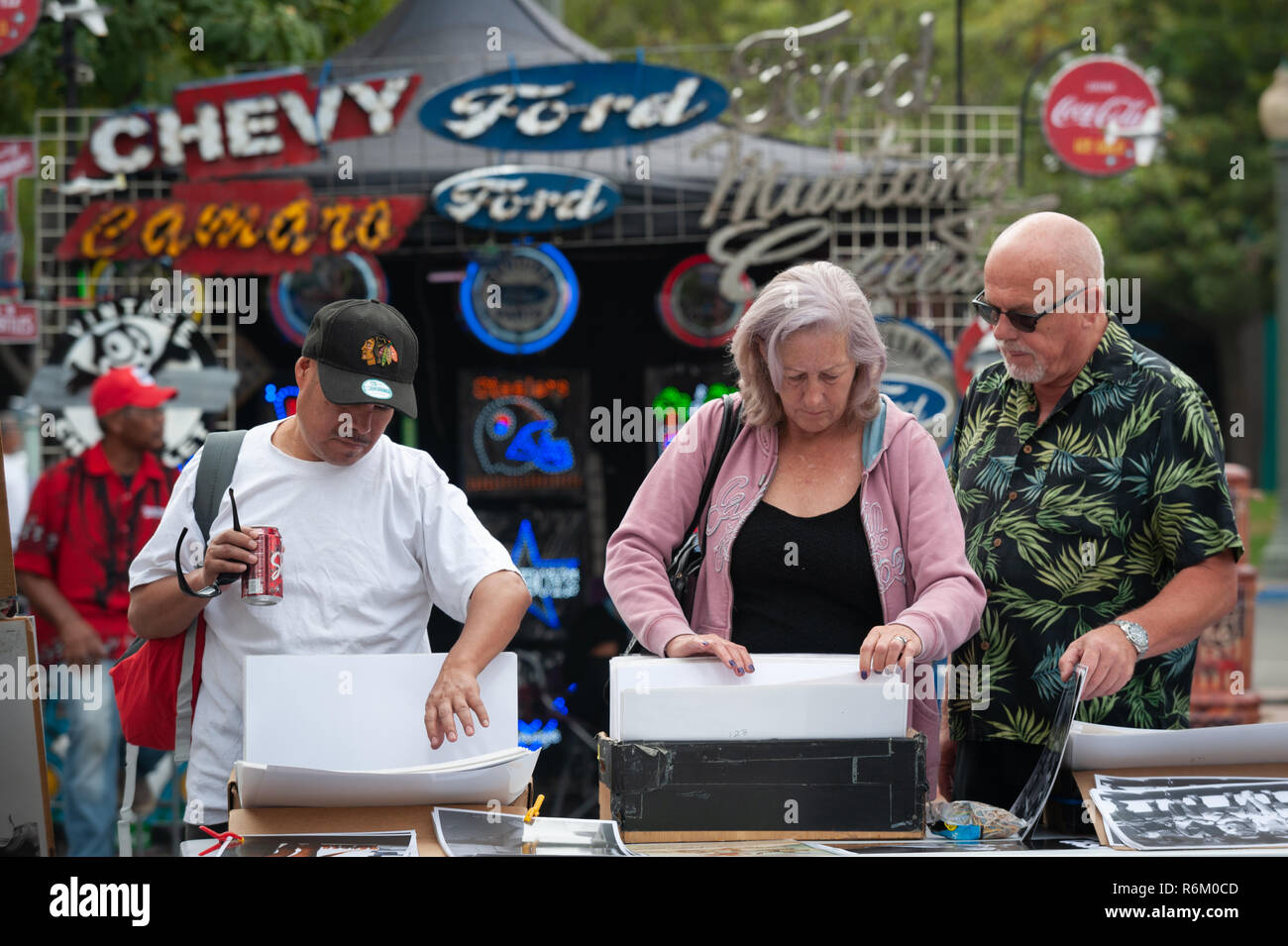 SAN BERNARDINO, Calif (Oct 6, 2018) Joe Cruz, left, of Fontana, Calf ...