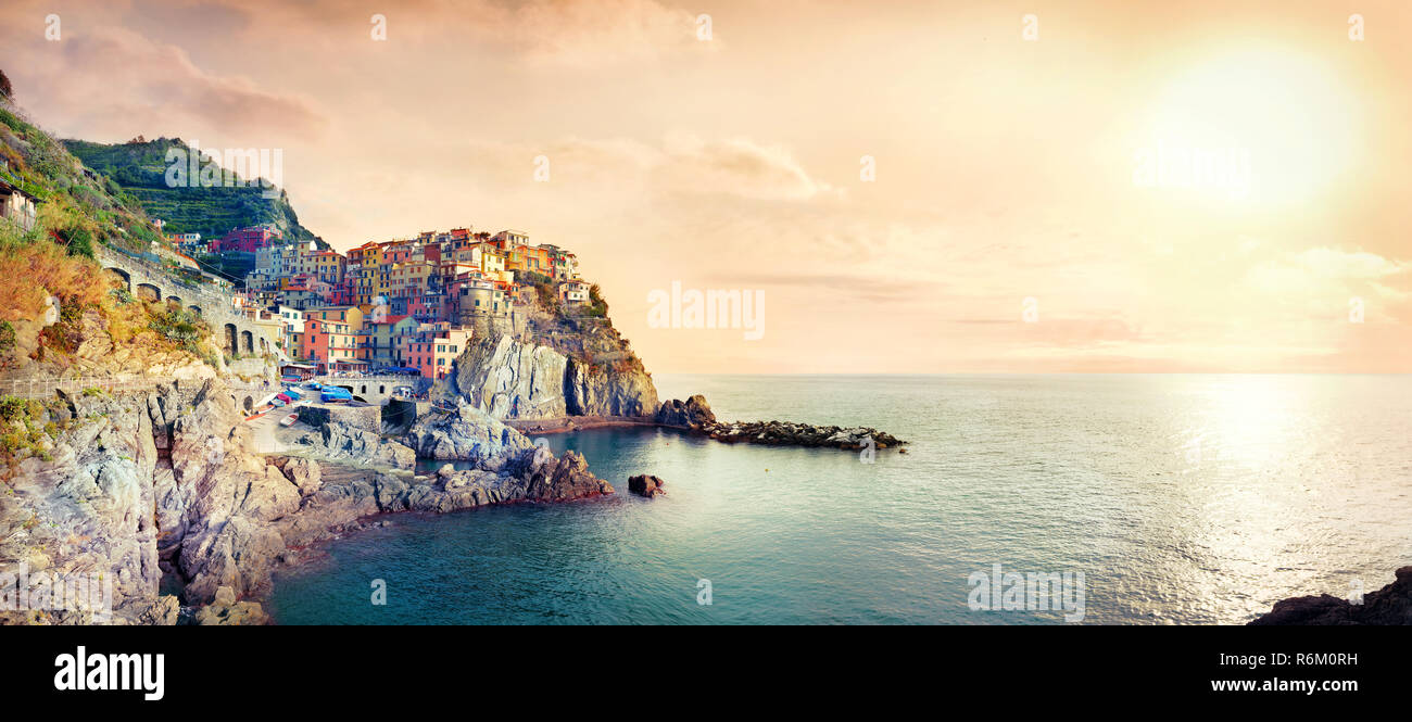 Manarola italy hi-res stock photography and images - Alamy