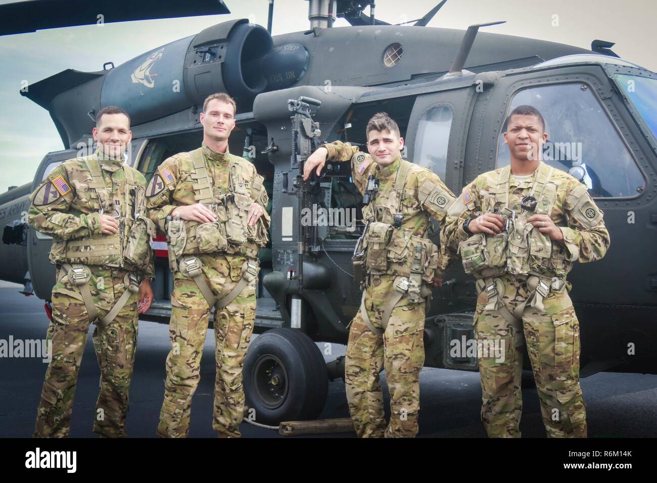 Pilot’s and crew chief’s assigned to 2nd Assault Helicopter Battalion ...