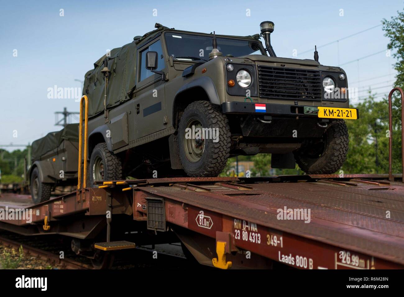 Dutch Marines in cooperation of MOVECON units load their equipment on ...