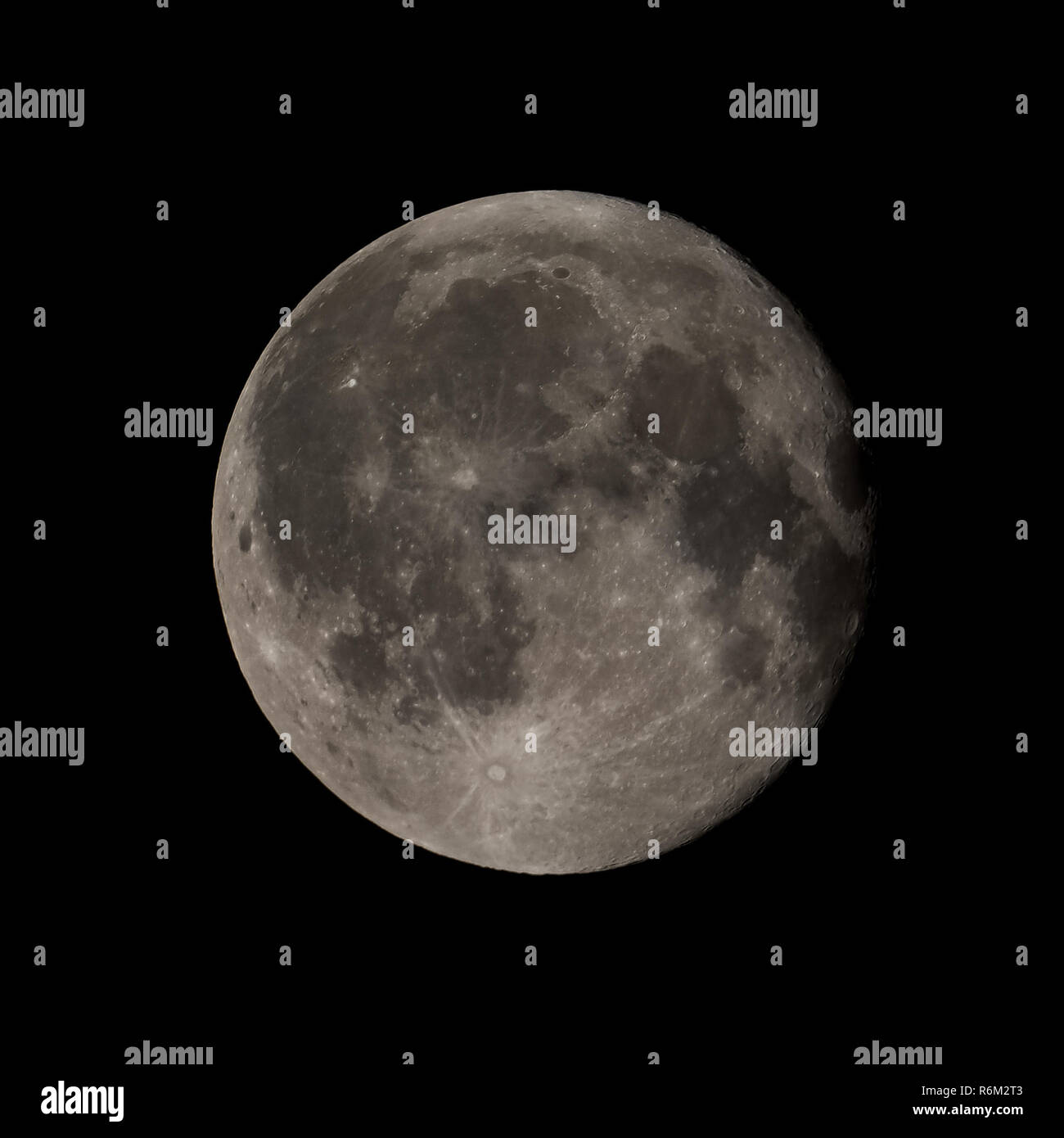 High contrast Full moon Stock Photo - Alamy