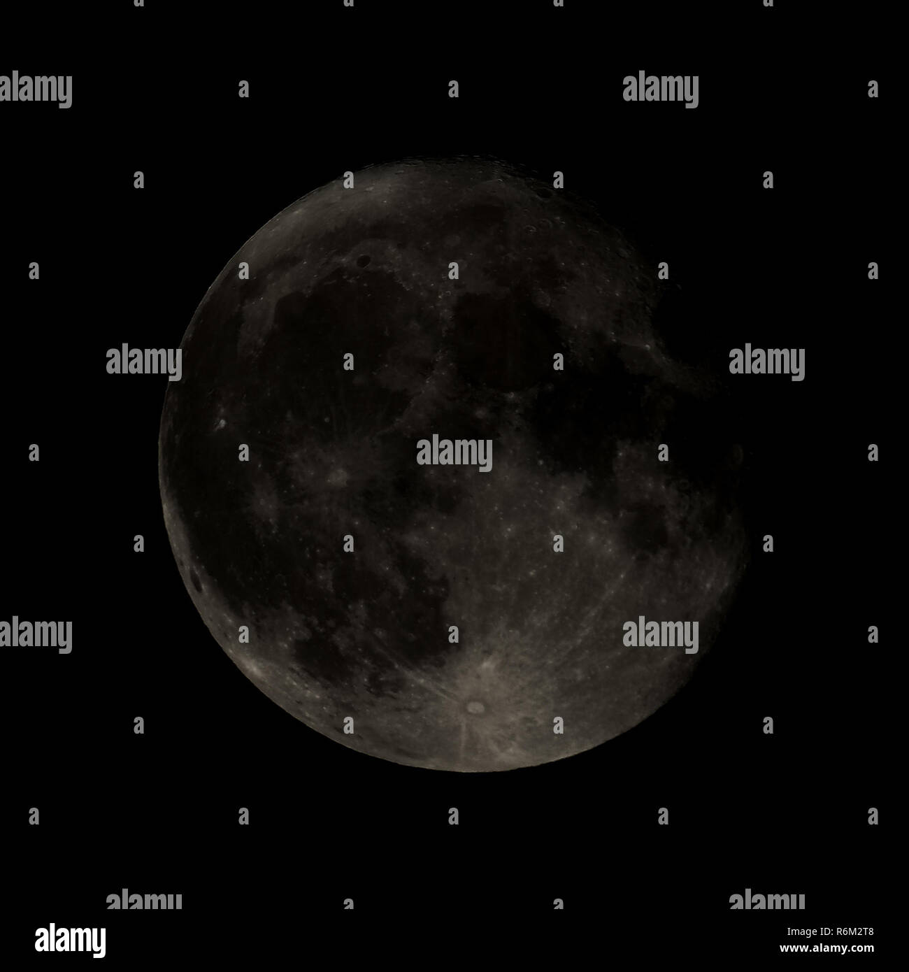 High contrast Full moon Stock Photo - Alamy