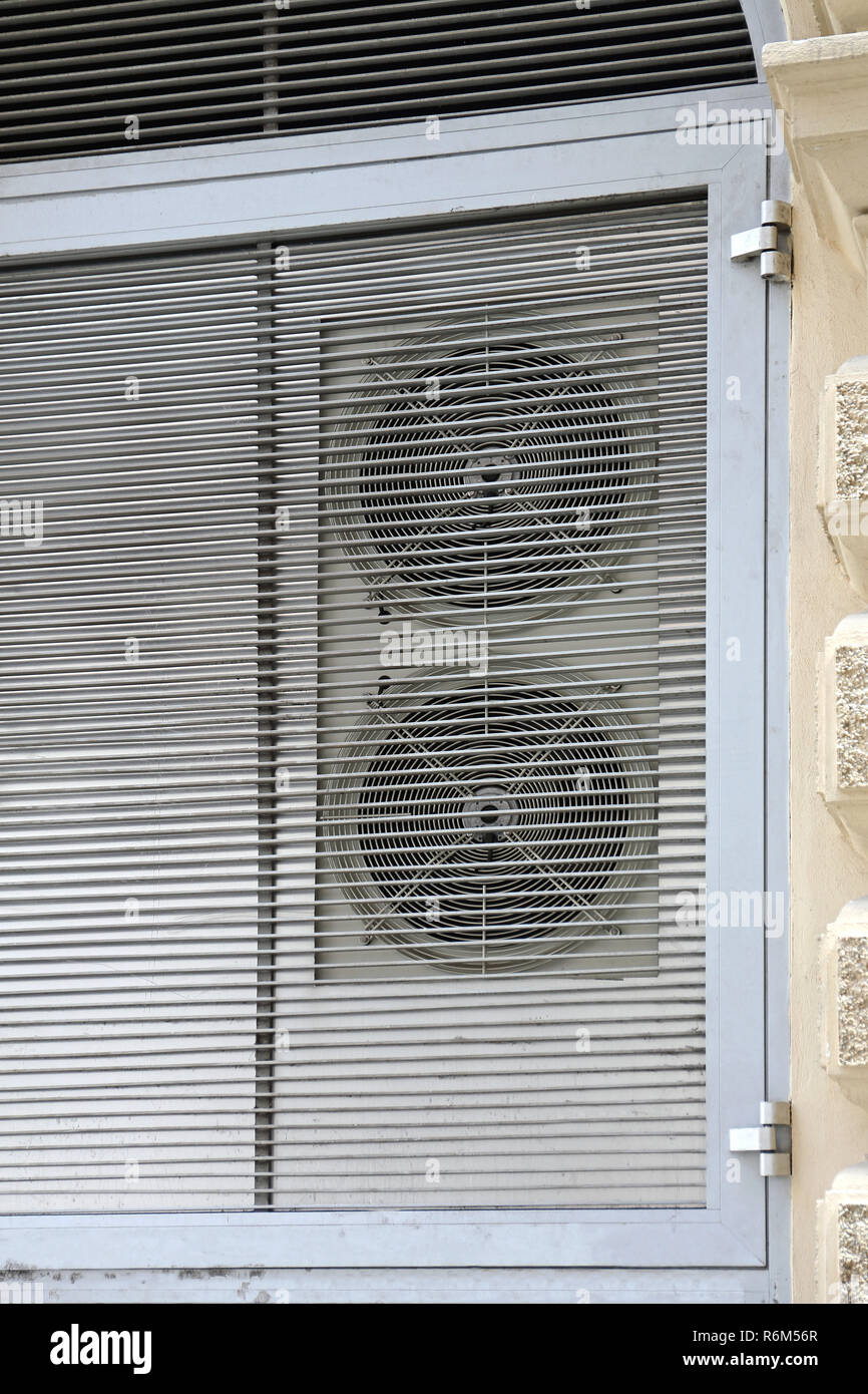 Louvre Ventilation High Resolution Stock Photography and Images - Alamy