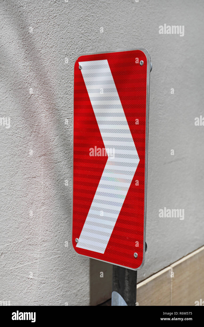 Traffic reflector hi-res stock photography and images - Alamy