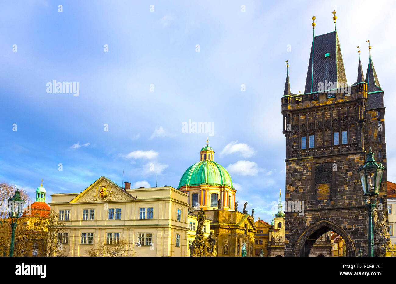 The historic Charles Bridge Stock Photo - Alamy