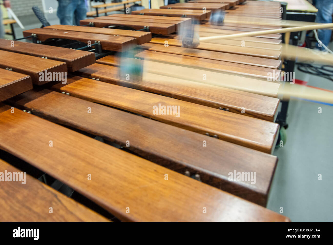 People musicians marimba hi-res stock photography and images - Alamy