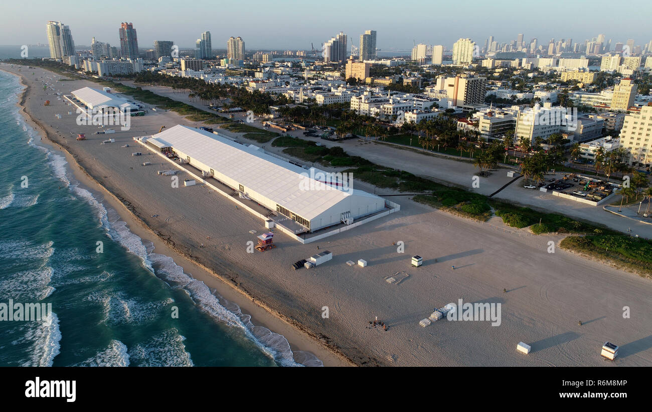 Aerial view of south beach miami hi-res stock photography and images ...