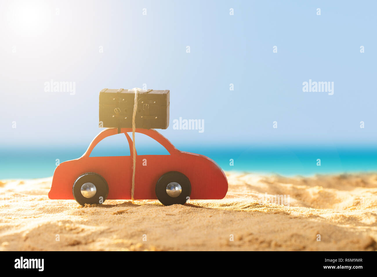 Red sports car on beach hi-res stock photography and images - Alamy
