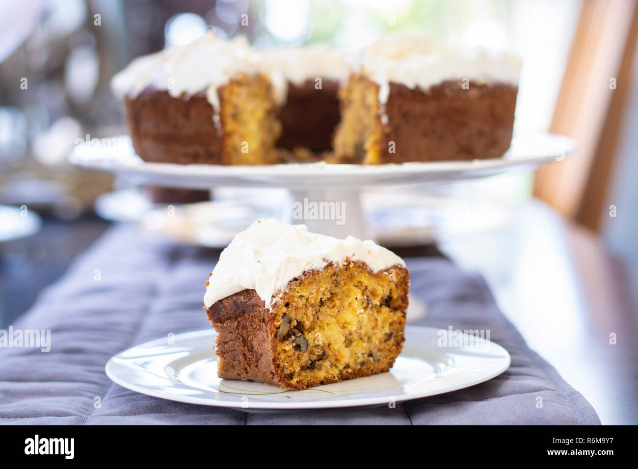 Whipped cream cake top view hi-res stock photography and images - Alamy