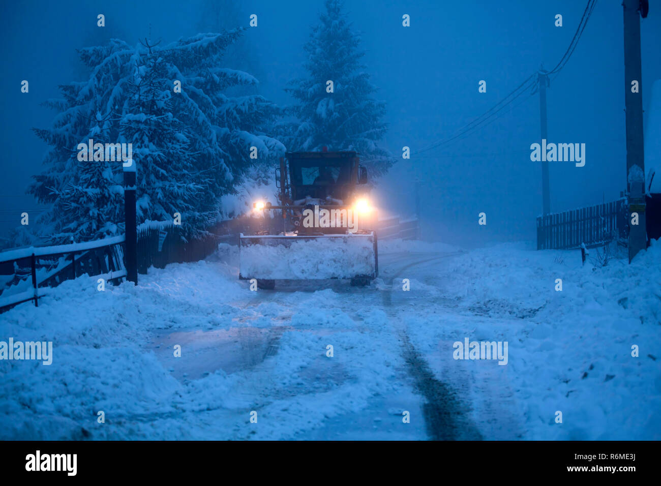 Cleaning city in winter hi-res stock photography and images - Alamy