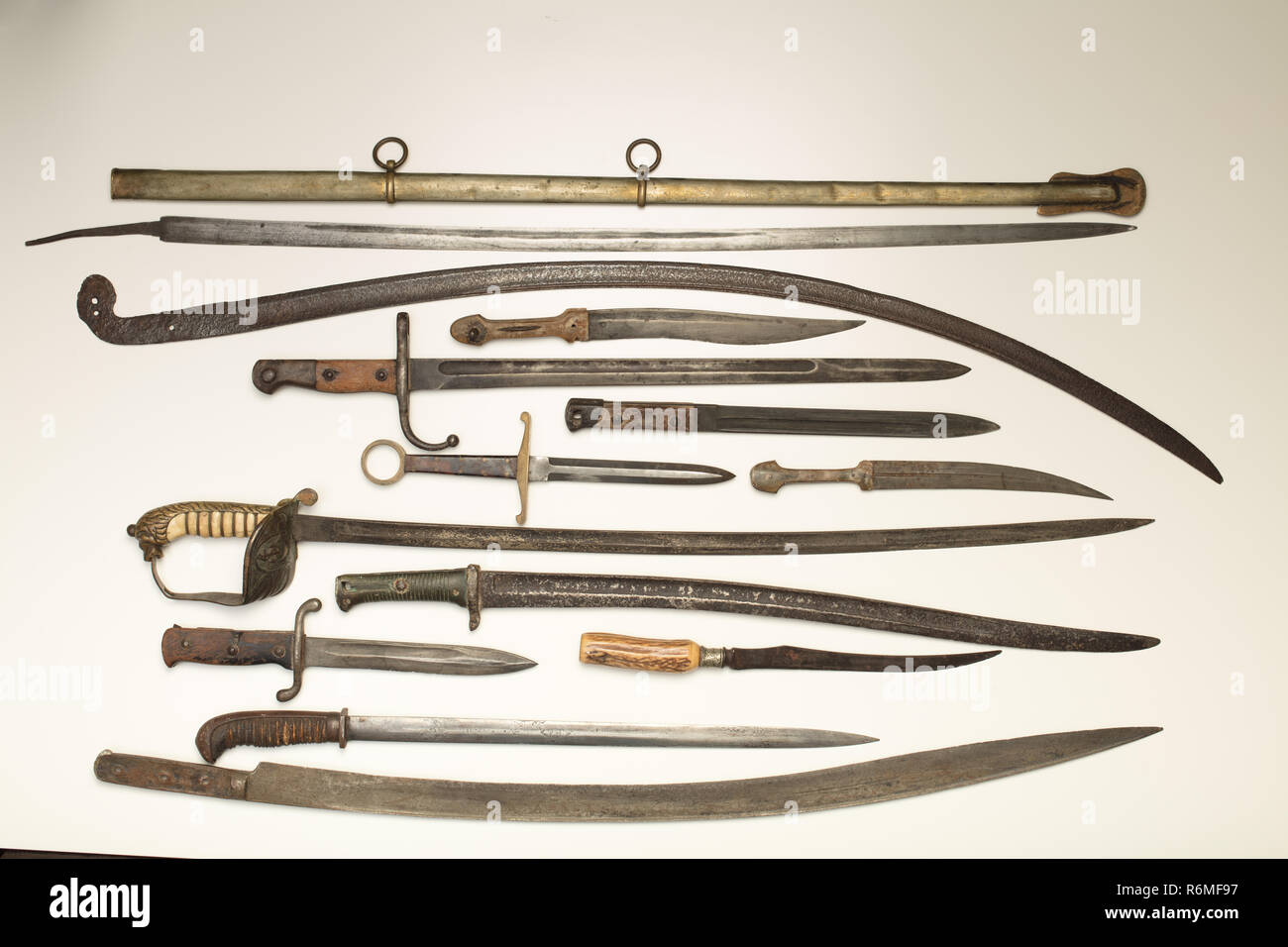 Antique swords hi-res stock photography and images - Alamy