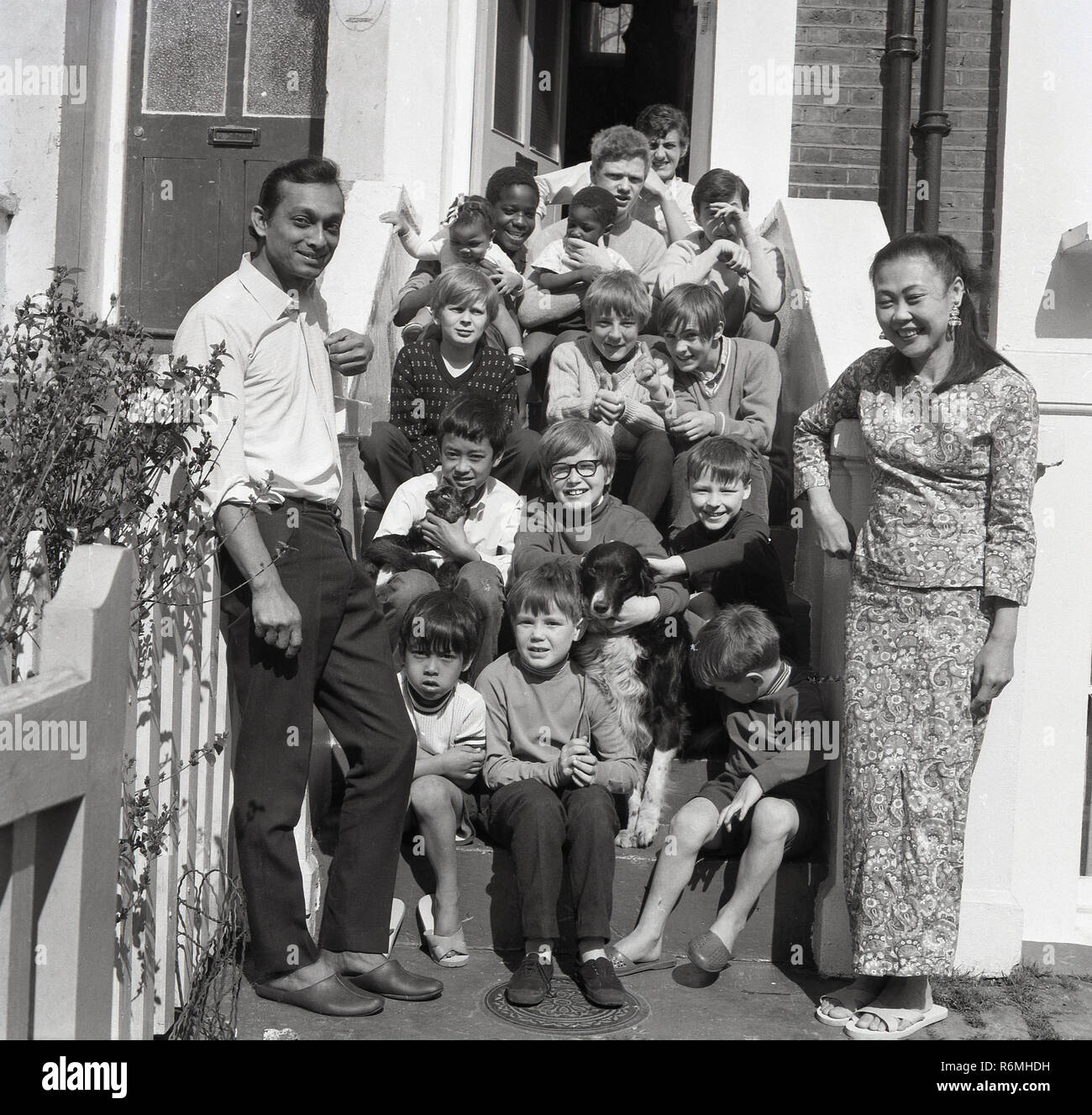 1970s family hi-res stock photography and images - Alamy