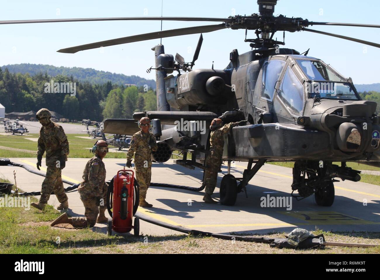 Soldiers of 1st Attack Reconnaissance Battalion, 501st Aviation ...